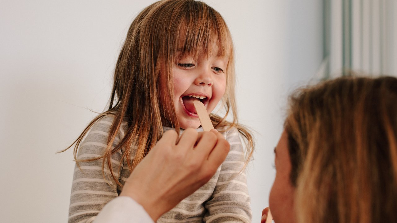 Mundfäule: Was hilft gegen die Schmerzen?