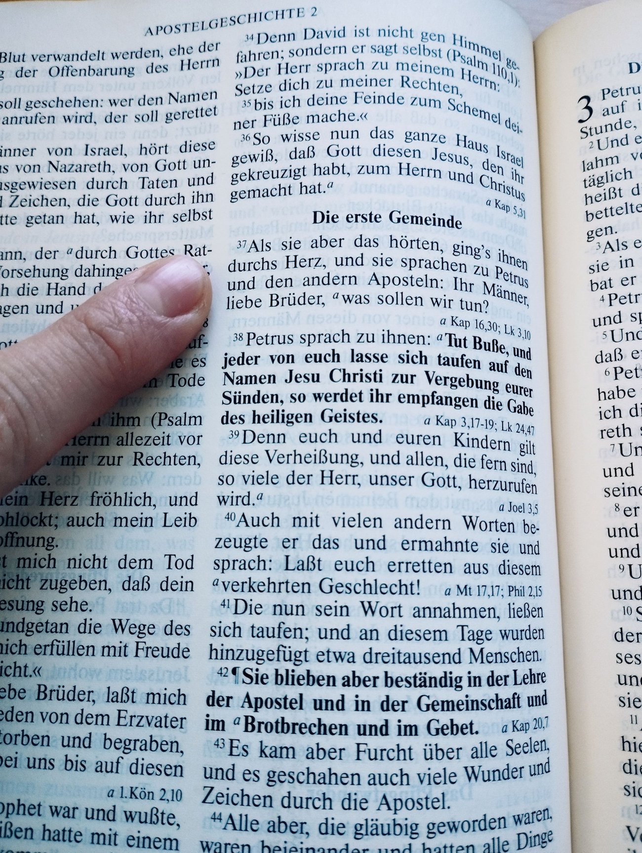 Lesungen zur Taufe: 4 berührende Bibelstellen für die Kirche