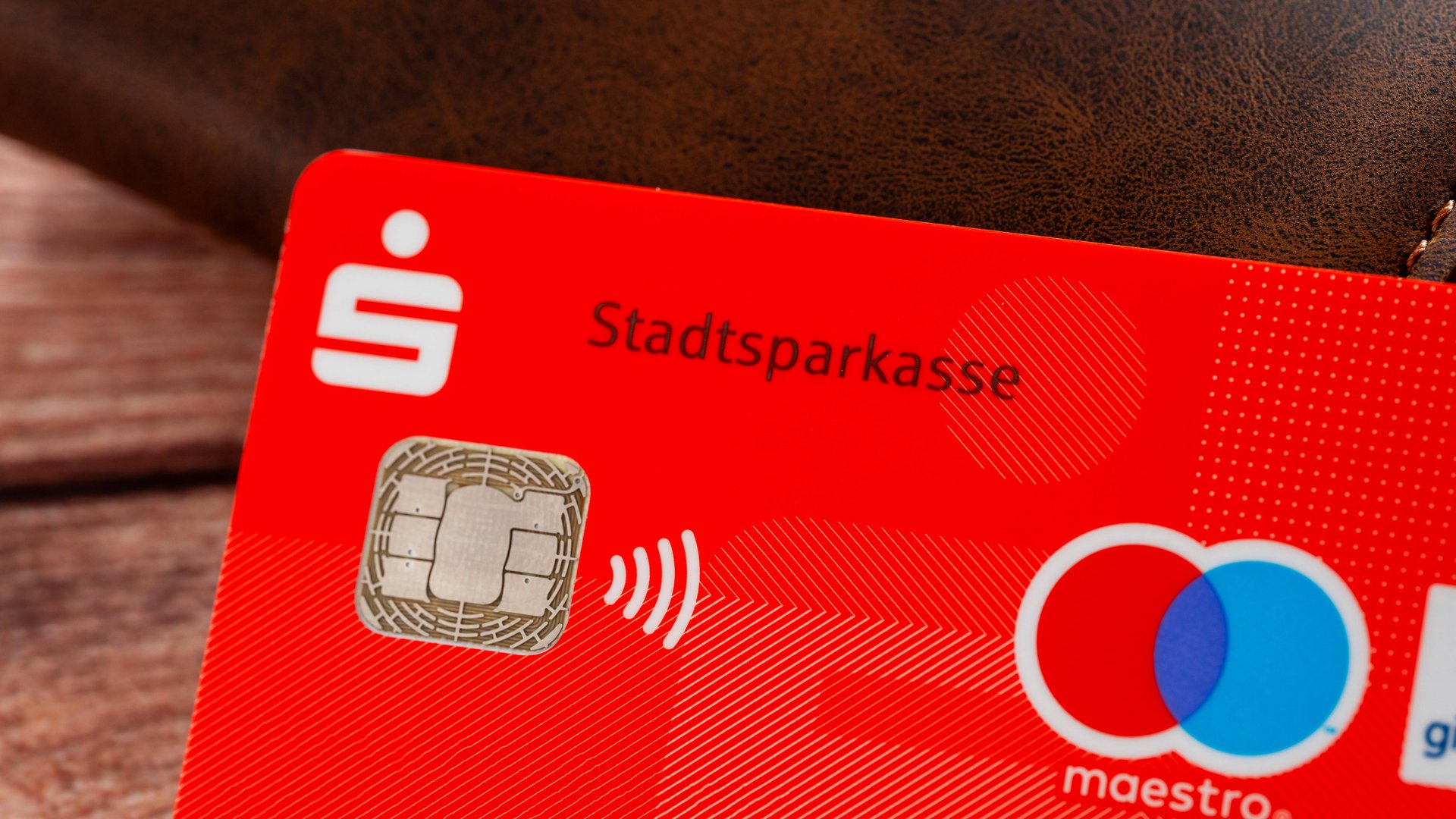 Kartennummer Girocard: Hier findet ihr die Nummer bei der EC-Karte