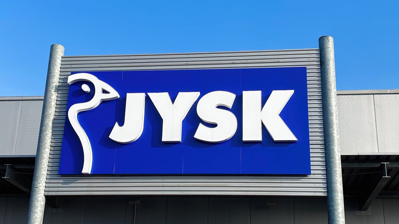 Magischer Glow zum kleinen Preis: Diese JYSK-Solarlampe ist ein Must-have für den Sommer