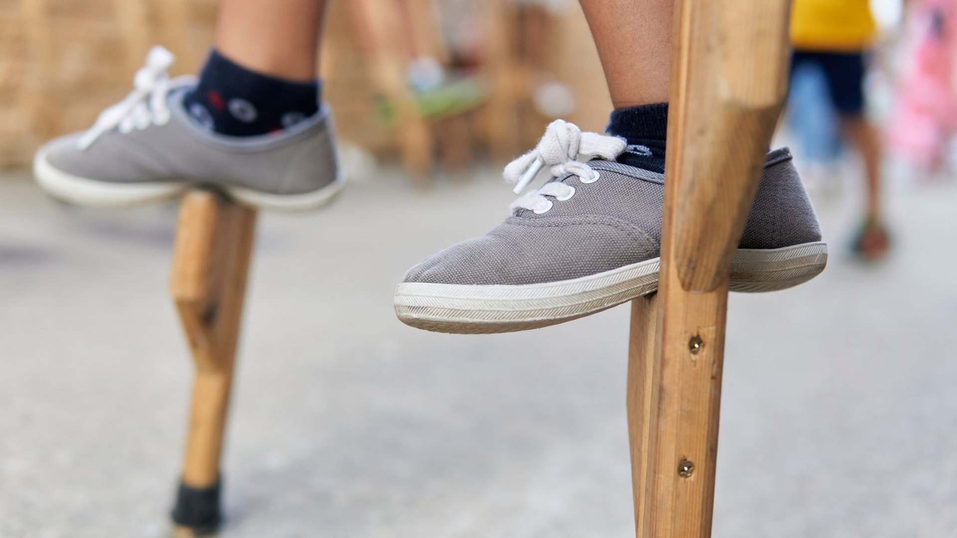 Stelzen: 4 coole Modelle für kleine Akrobaten