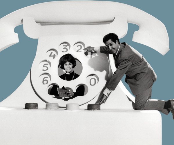 Nostalgie-Quiz: Wer moderierte diese Kultshows der goldenen Ära?