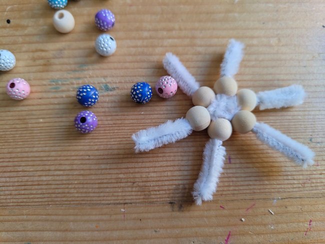 Basteln mit Perlen: Kreative Ideen für Groß und Klein