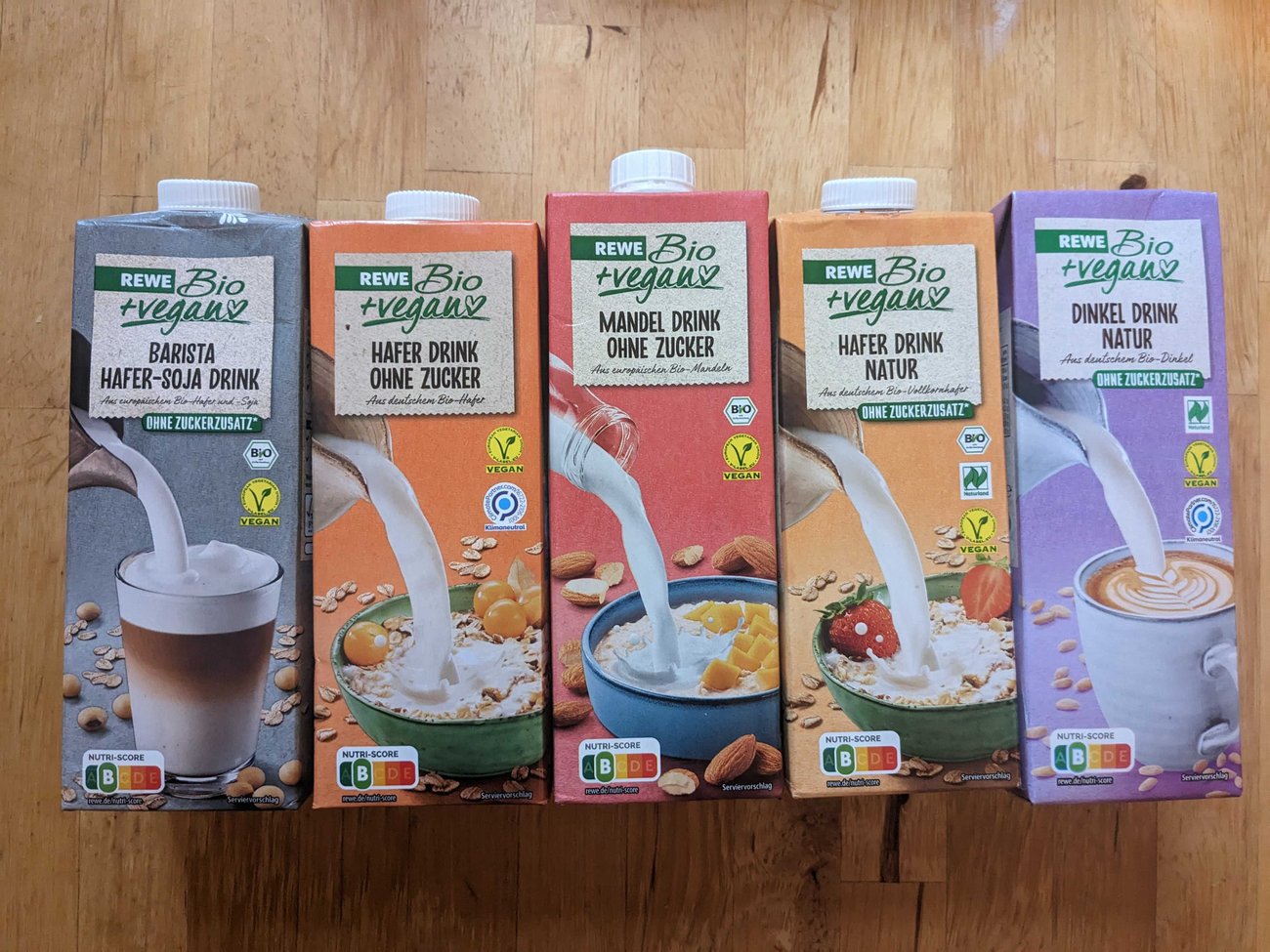 Milchalternativen im Test: So schmeckt vegane Milch wirklich