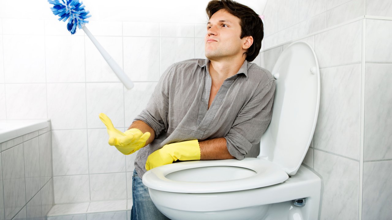 WC-Reiniger-Test: Die 4 Testsieger bringen eure Toilette zum Strahlen