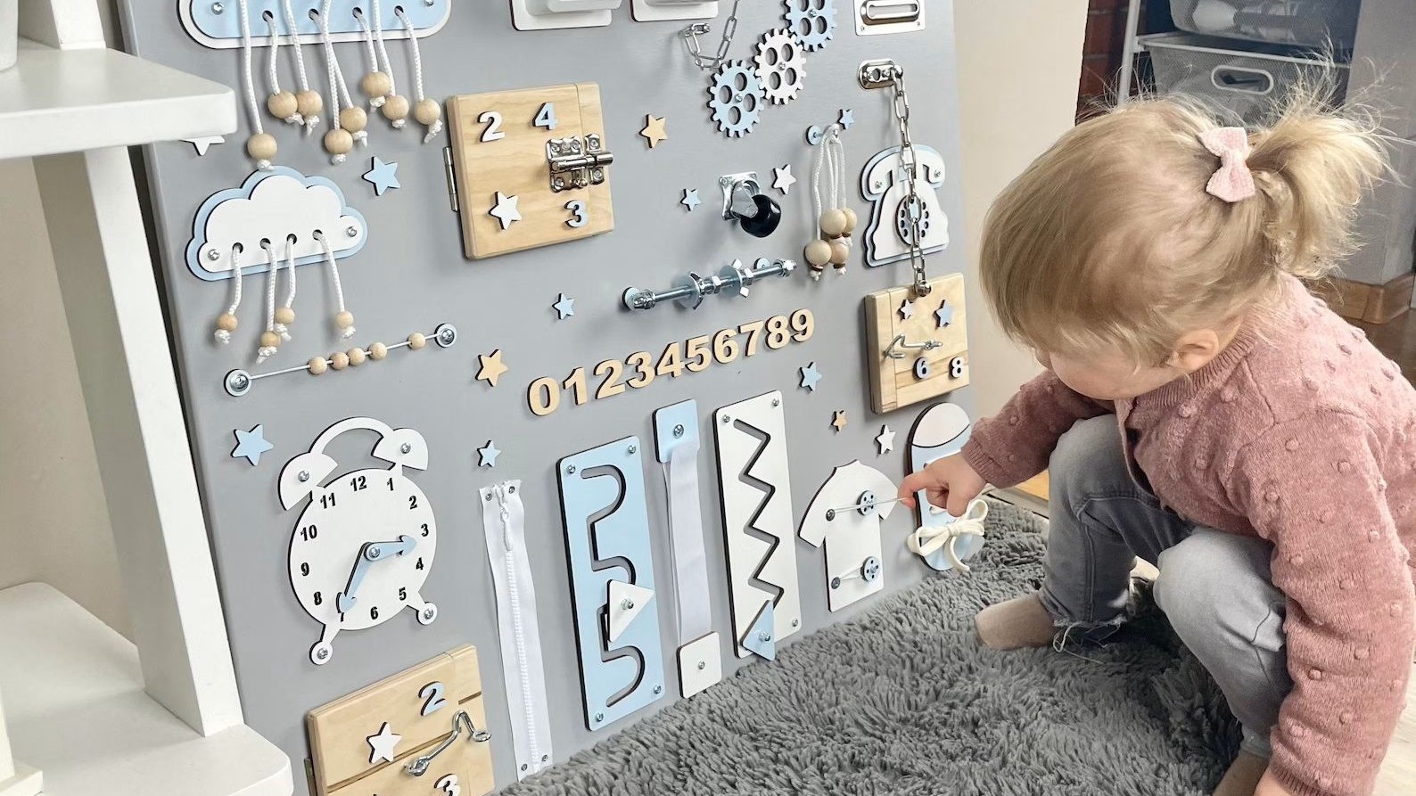 Motorikbrett: Diese 5 besten Montessori-Boards für kleine Tüftler