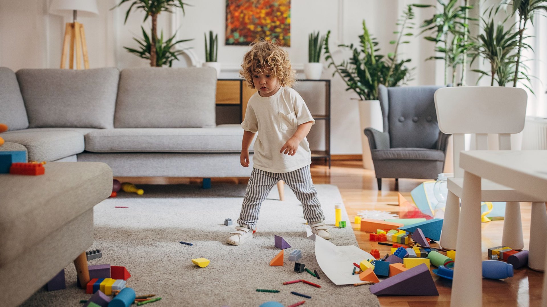 Drinnen ist das neue Draußen: 12 Helfer, wenn Kinder nicht raus können