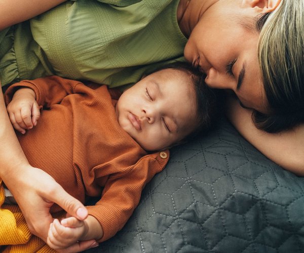 Baby abhalten: So funktioniert die "Windelfrei"-Methode