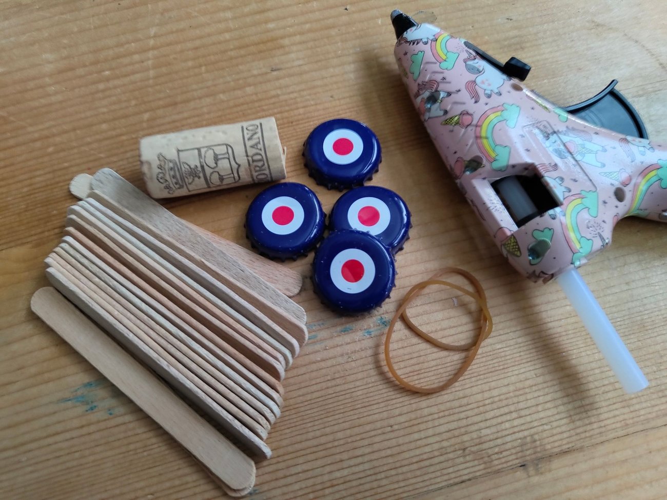 Autos basteln mit Kindern: 5 coole DIY-Ideen