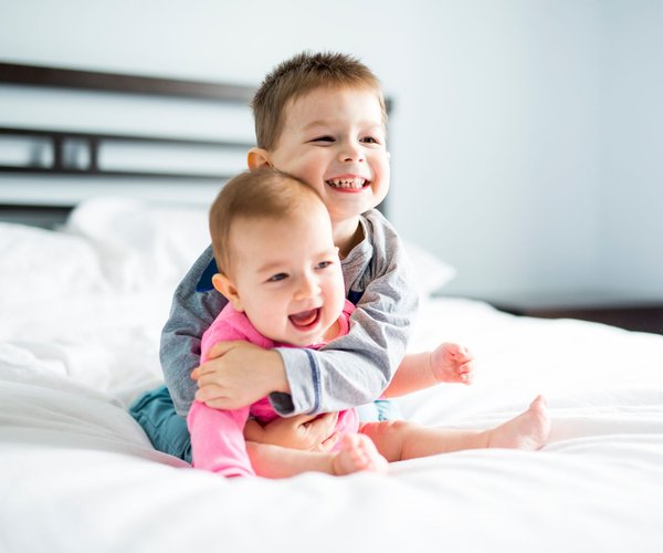 15. SSW: Dein Bauch und Babys Bewegungen – was in SSW 15 wichtig ist