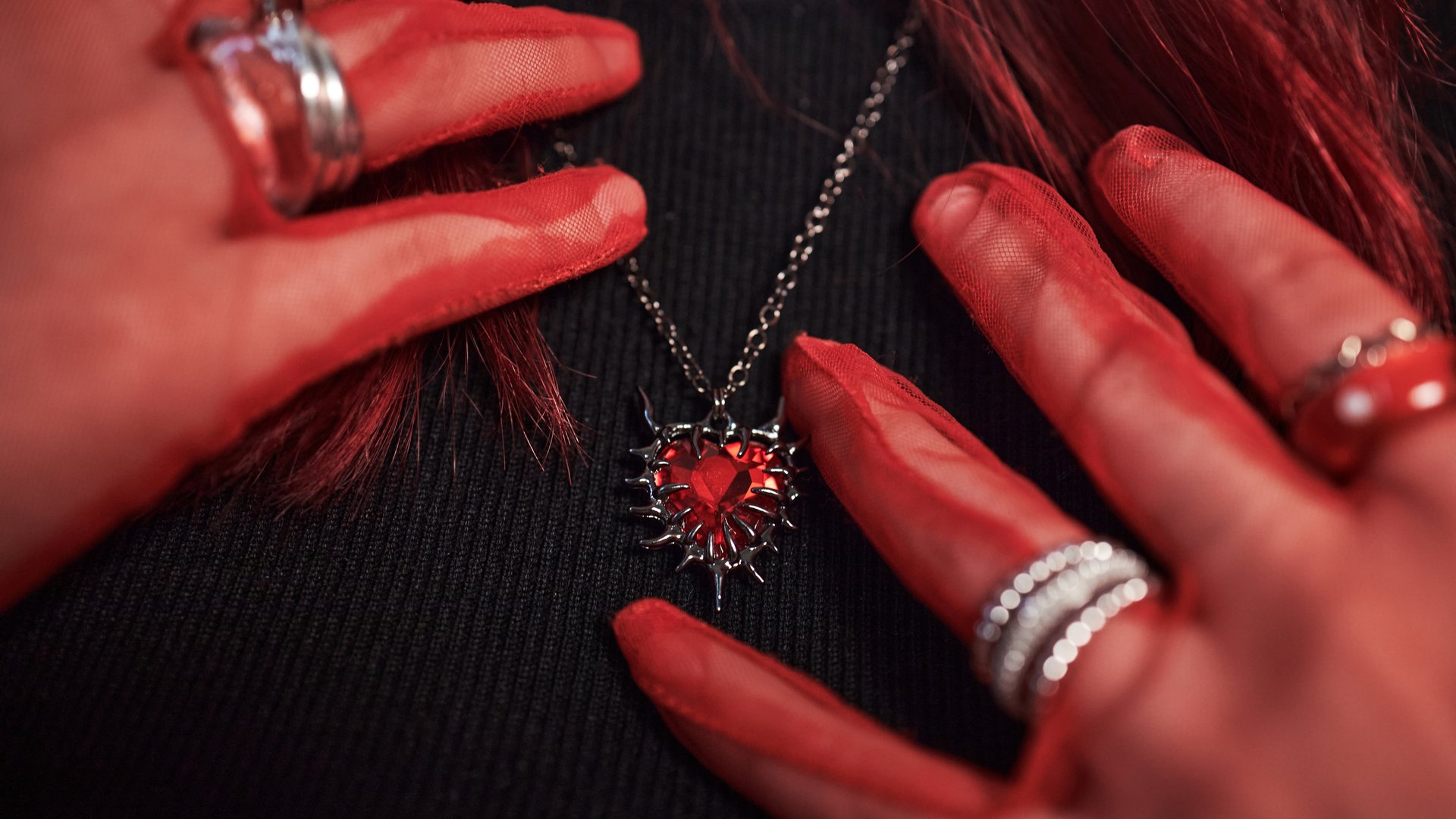 Der Geburtsstein des Januars: Granat – Bedeutung, Herkunft und Styling ...