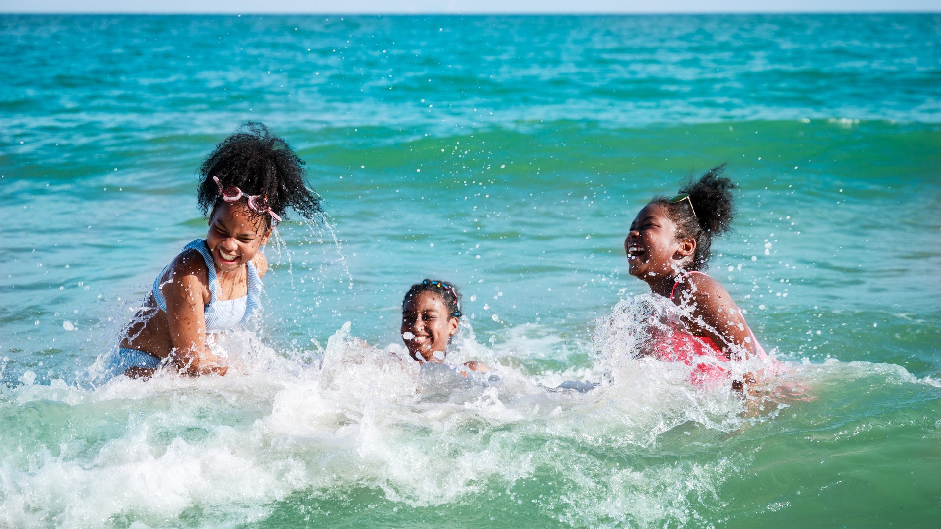 11 Tipps, die deinem Kind beim Baden das Leben retten können