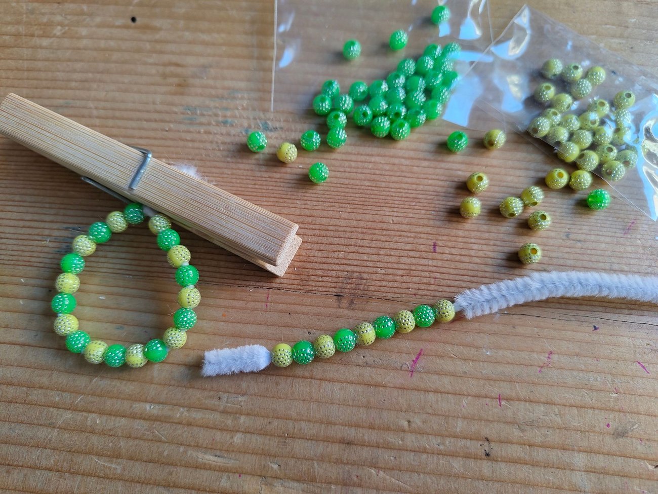 Basteln mit Perlen: Kreative Ideen für Groß und Klein