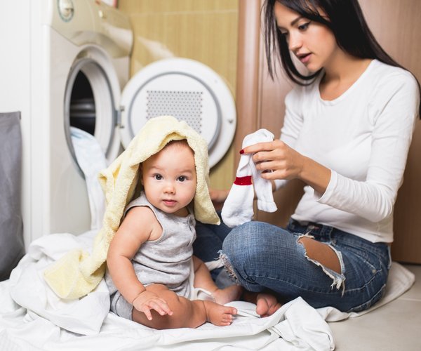 Durchfall beim Baby: Ab wann ihr zum Arzt müsst