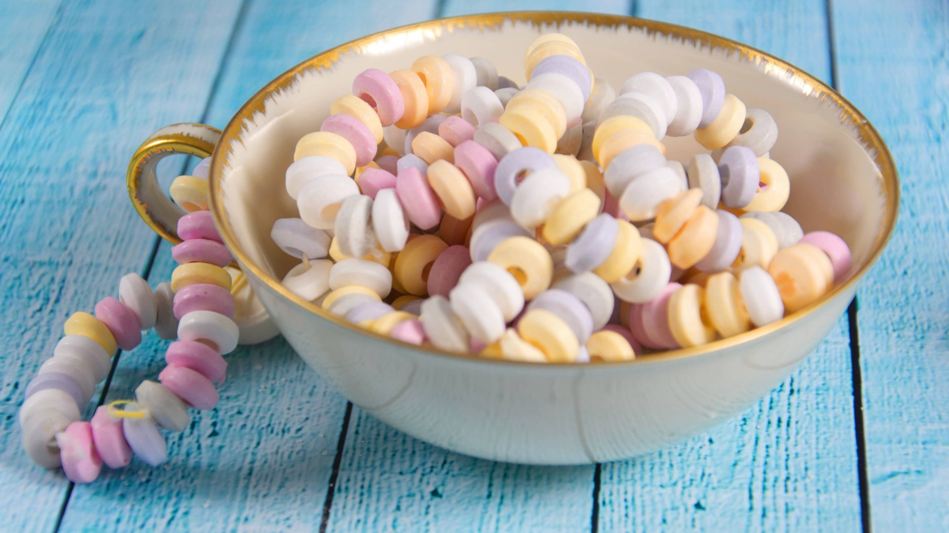 Quiz: Erkennst du die Kult-Süßigkeiten der 90er?